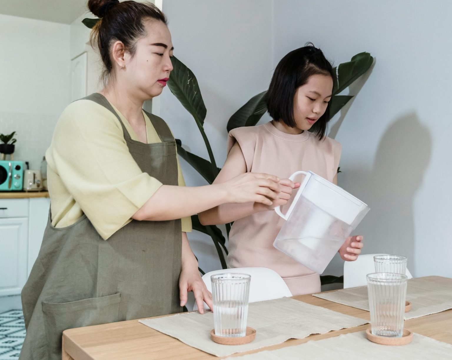 The Best Non-Plastic Water Pitchers and Countertop Filters of 2026 ...